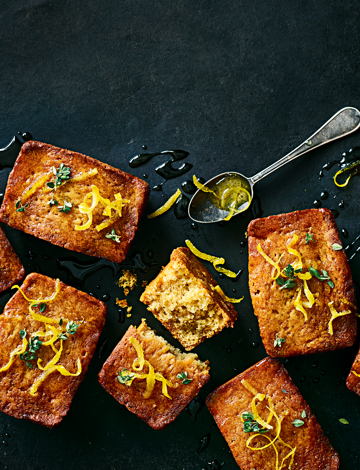 Bee's knees honey cakes recipe | Sainsbury`s Magazine