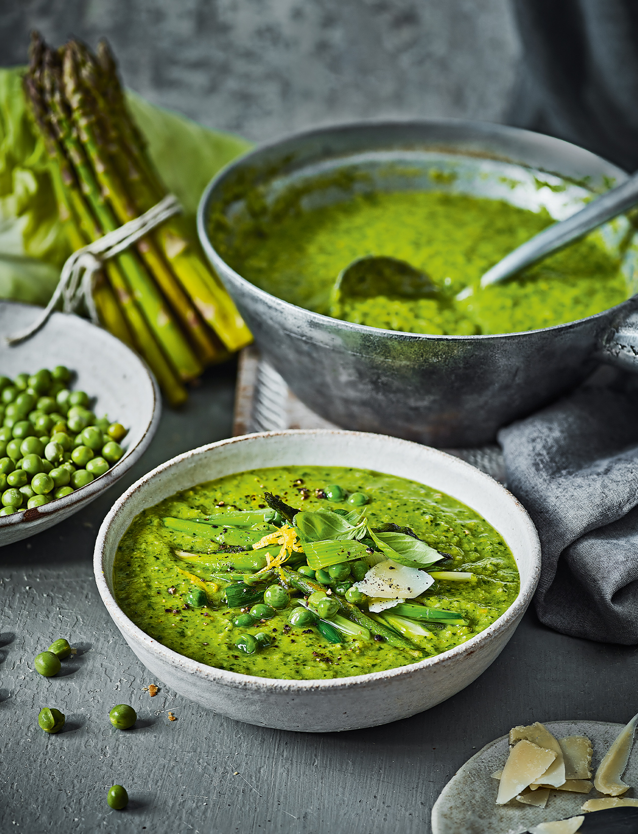 Green spring soup recipe | Sainsbury`s Magazine
