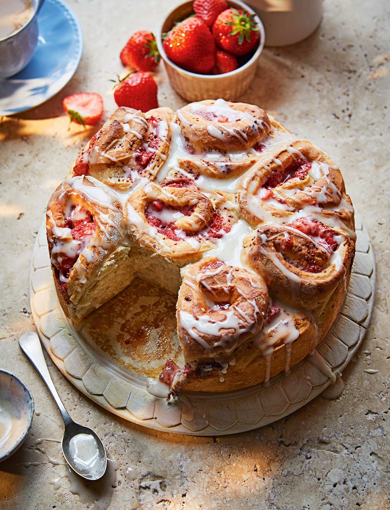 Strawberry bun cake recipe | Sainsbury`s Magazine