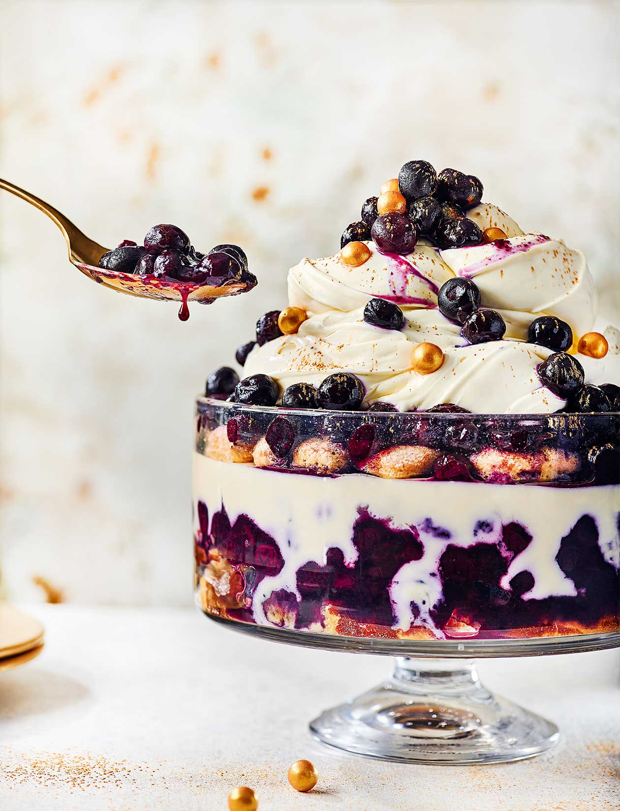 Blueberry tiramisu trifle recipe | Sainsbury`s Magazine