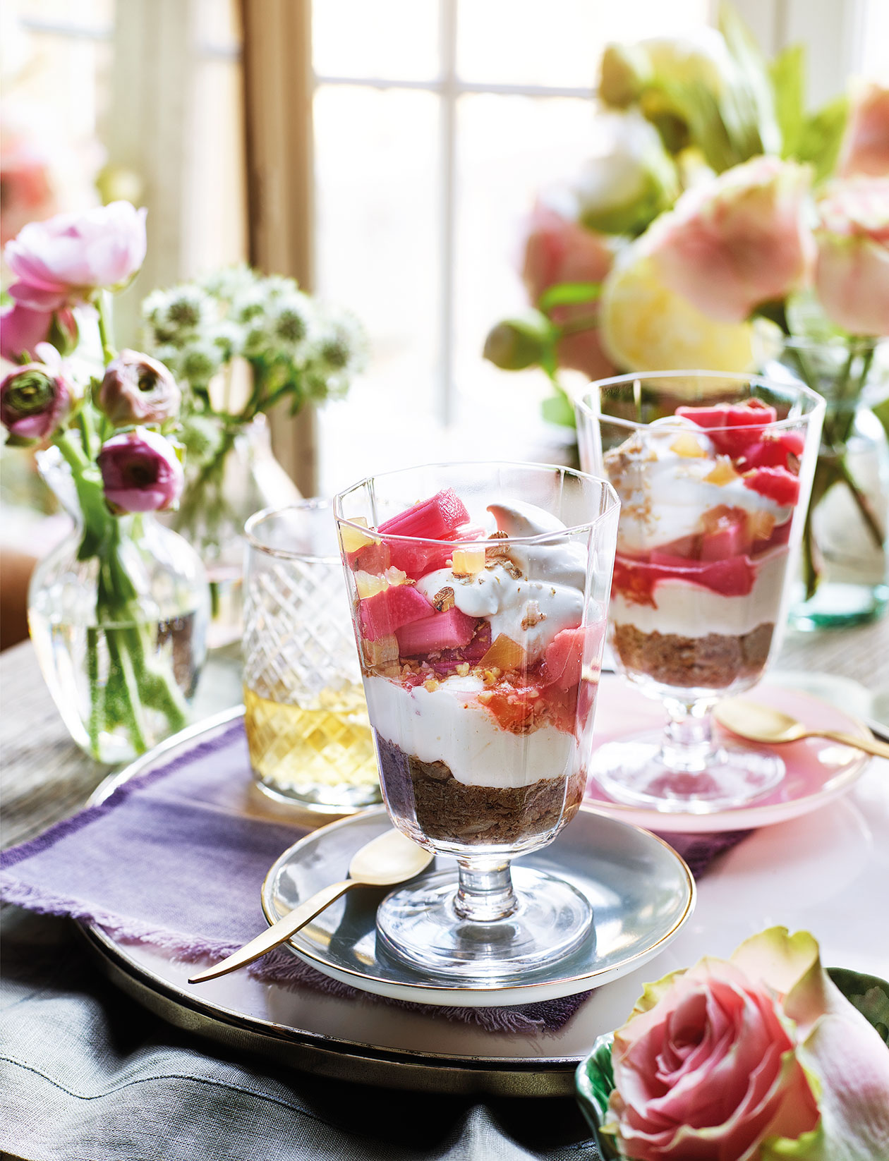 Rhubarb cranachan recipe | Sainsbury`s Magazine