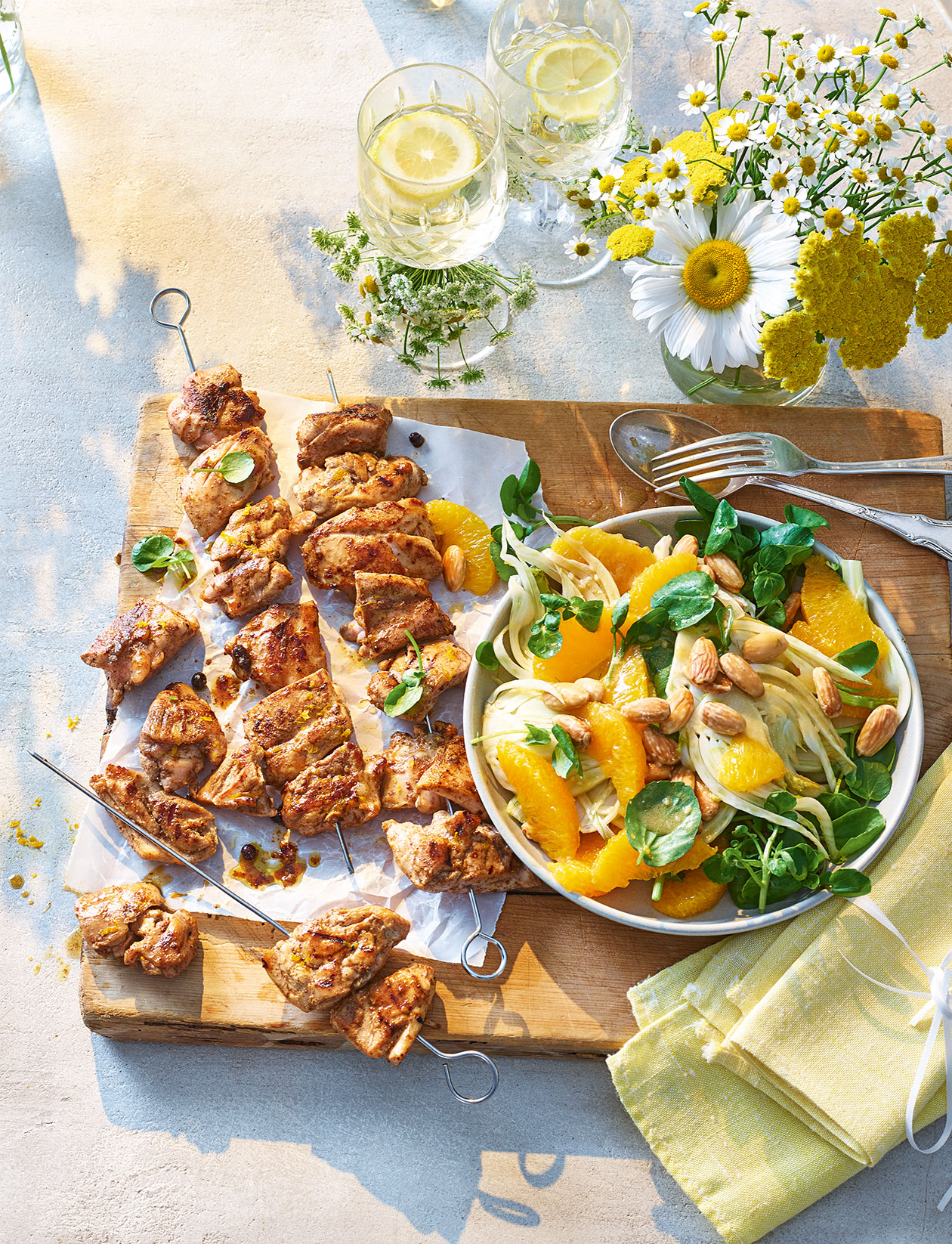 Negroni chicken skewers with fennel and orange salad recipe | Sainsbury ...