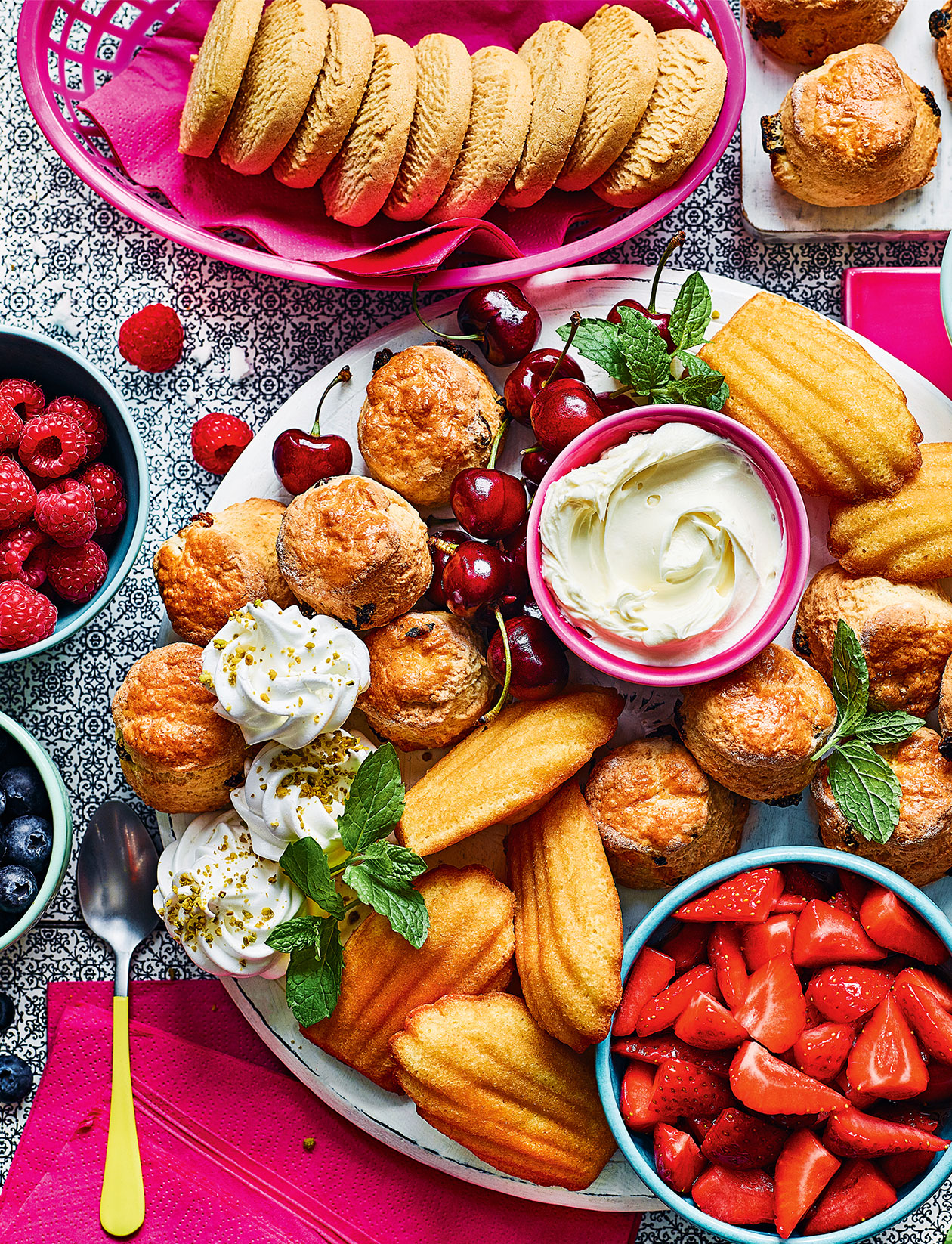 The 'pick your own' sweet sharing board recipe | Sainsbury`s Magazine