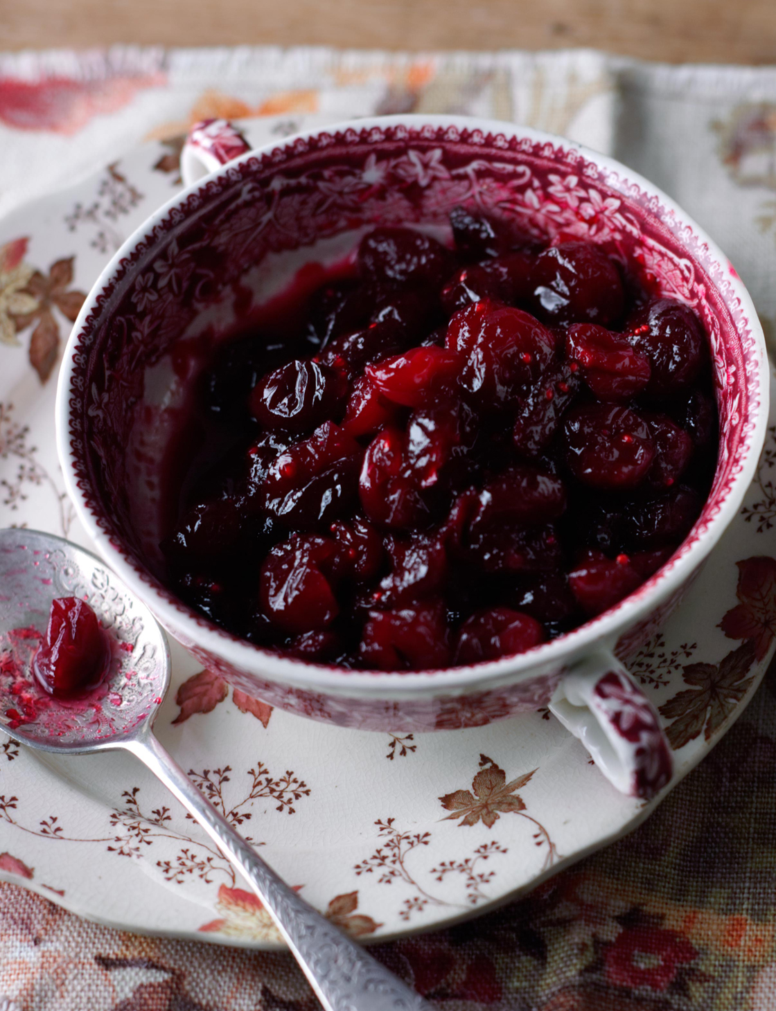 Cranberry and orange sauce | Sainsbury`s Magazine