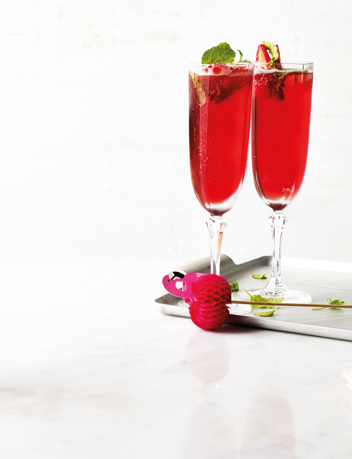 Strawberry mint mimosa | Sainsbury`s Magazine