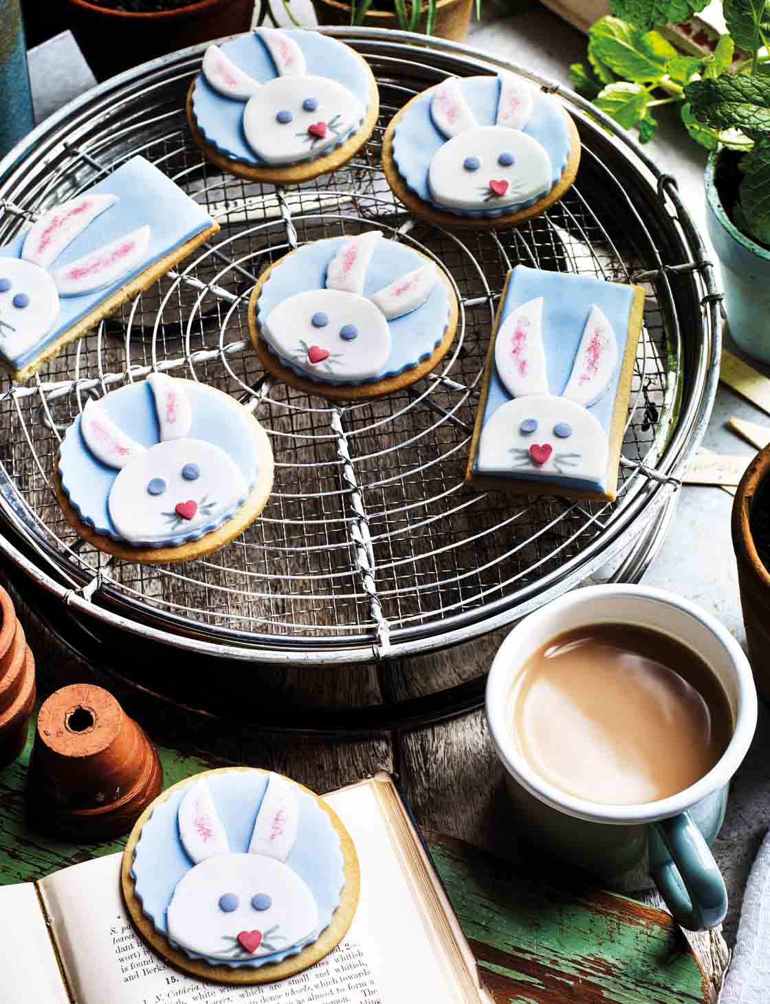 Easter bunny biscuit recipe | Sainsbury`s Magazine