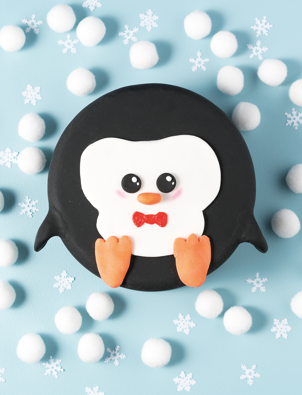 Christmas penguin cake recipe | Sainsbury`s Magazine
