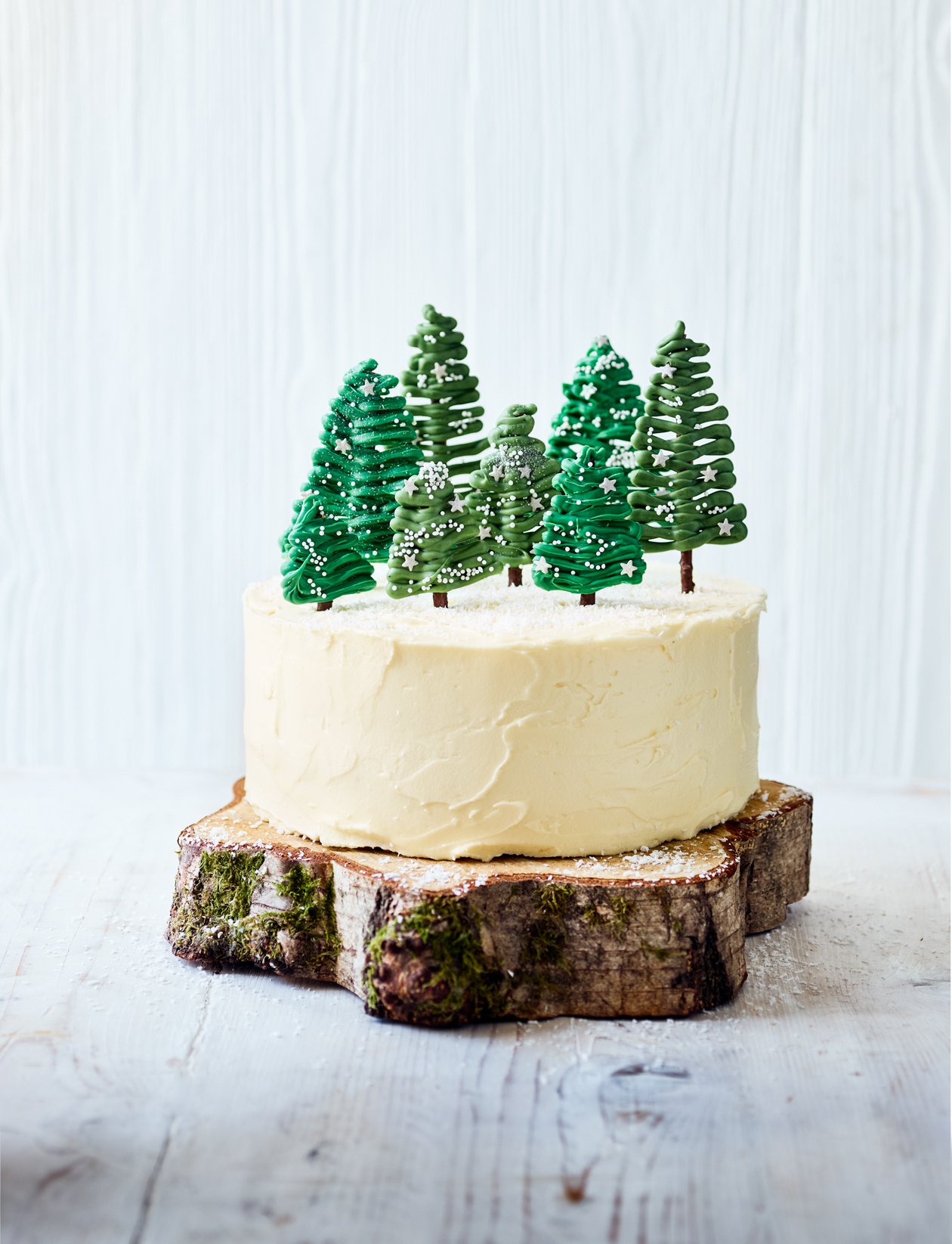 Gingerbread latte cake recipe | Sainsbury`s Magazine