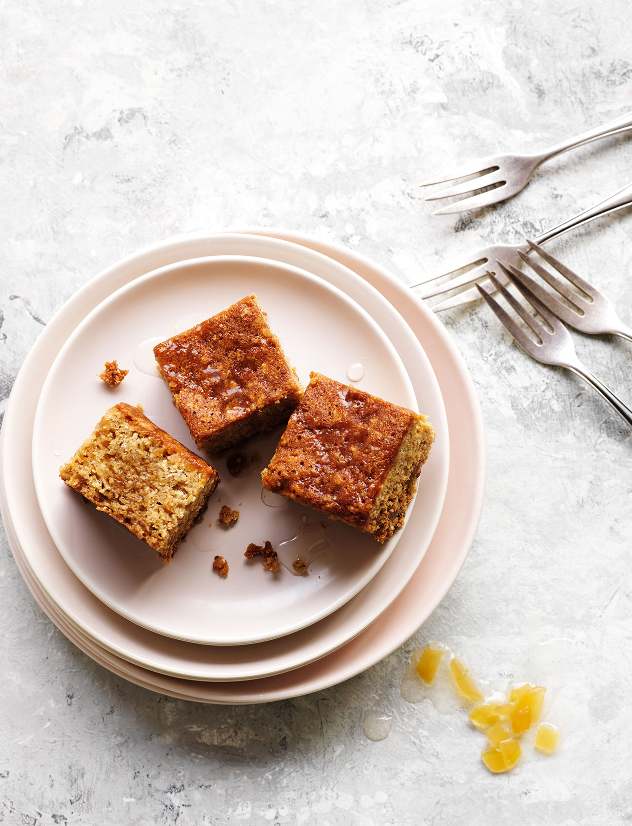 Sticky ginger parkin recipe | Sainsbury`s Magazine