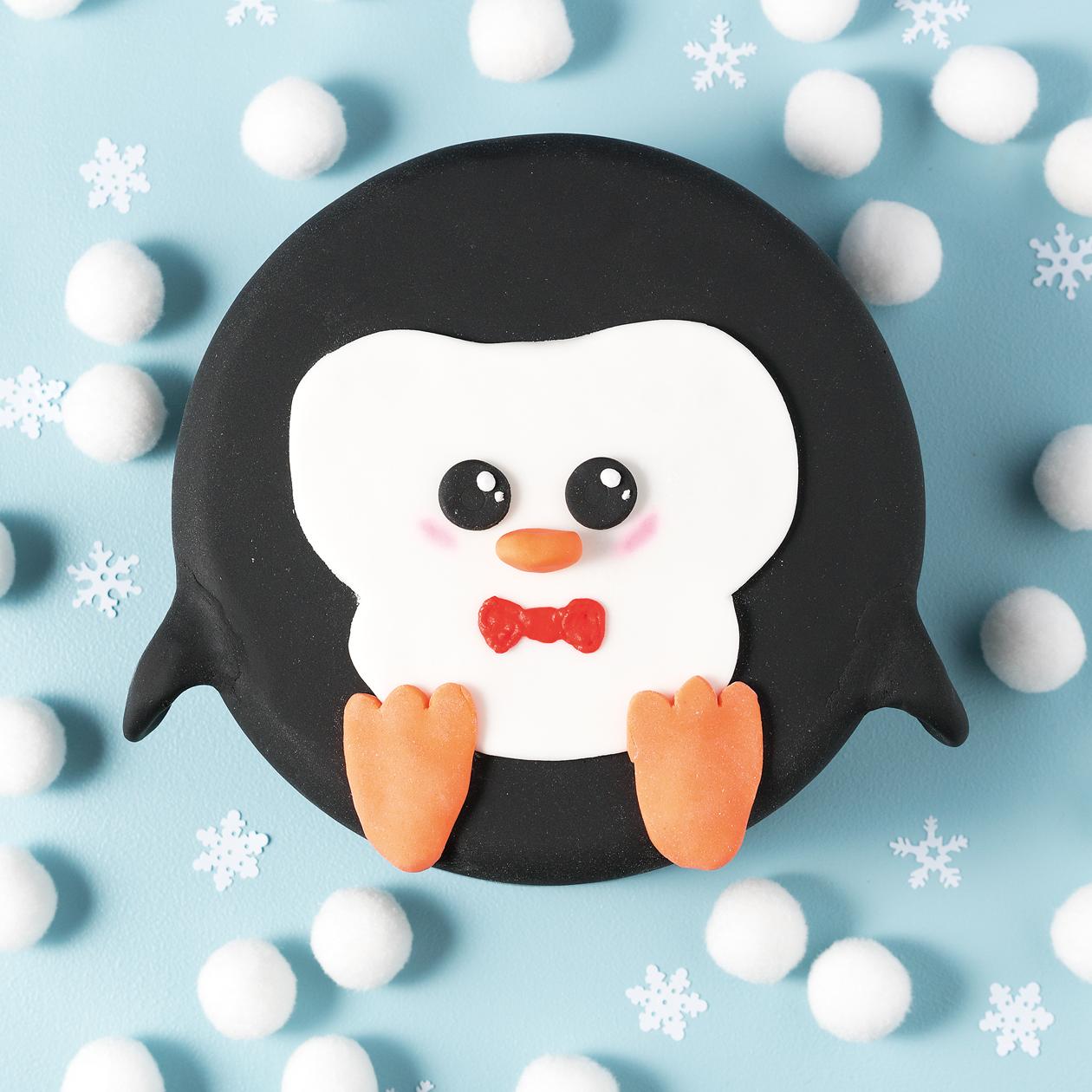 Penguin Cake Designs White Snow Penguin Cake