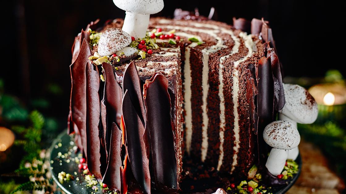 Tree Stump Cake Tutorial