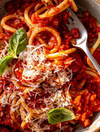 In season: what to cook and eat in April | Sainsbury`s Magazine
