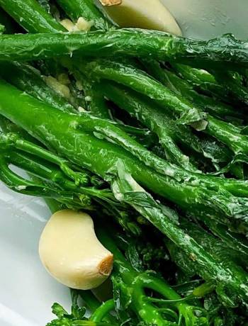 The 12 foods you should buy organic | Sainsbury`s Magazine